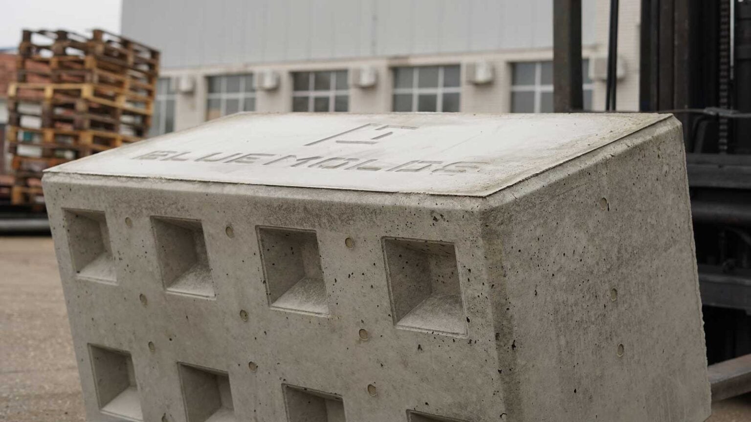 What are concrete Lego blocks? - Blue Molds®